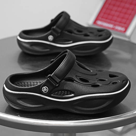 ROYAL RELAX STORM SLIPPERS - KICK NATIONS