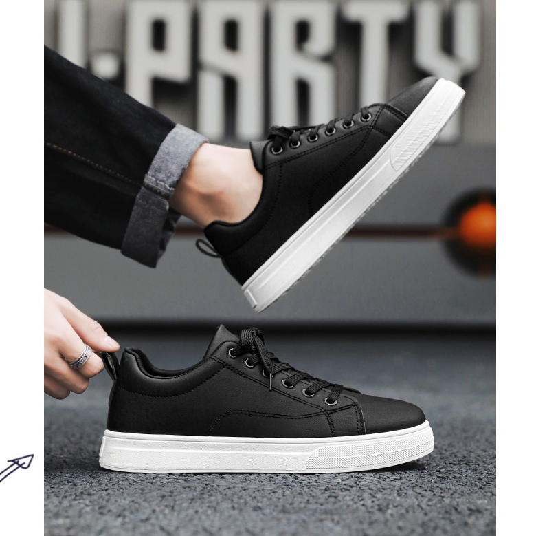 CITY KICKS OUTDOOR SHOES - OFF BEAT