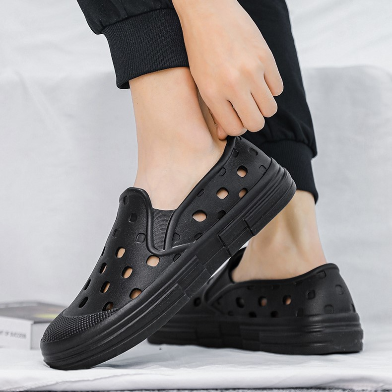 PLUSH PACE RAIN SLIPPERS - OFF BEAT