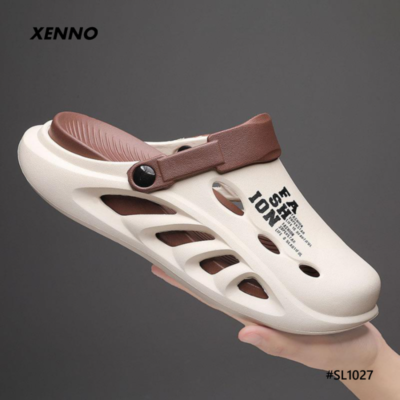 FUZZY STEPS RAINY SLIPPERS - Xenno