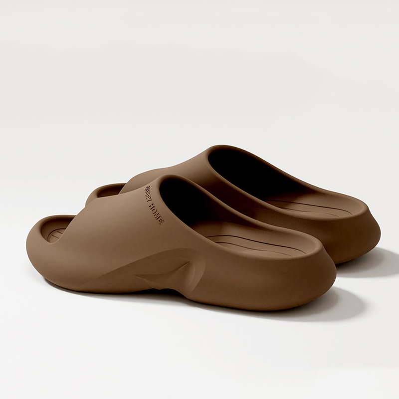 PUDDLE PROOF MEN'S SLIPPER - KICK NATIONS